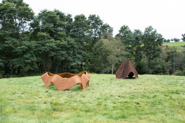 Reinventing Tradition: Java and Jam Pavilions - Archzest