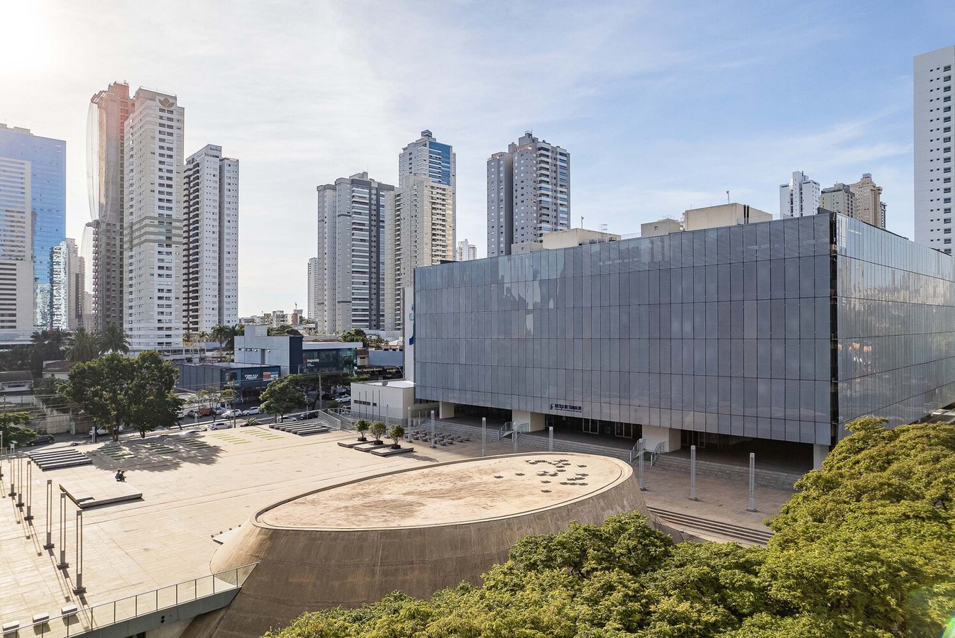 Transformative Architecture: 18th Region Labour Complex in Goiânia ...